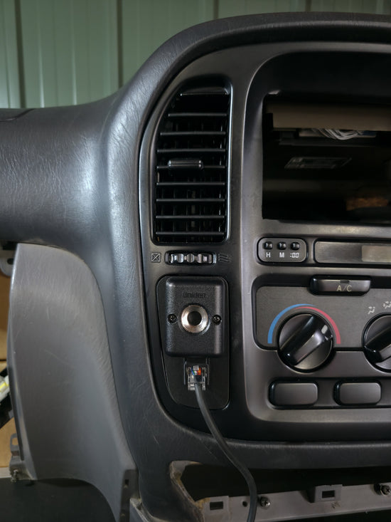 100 105 Series Land Cruiser UHF Mount | CG Cruisers – CGC Touring and ...